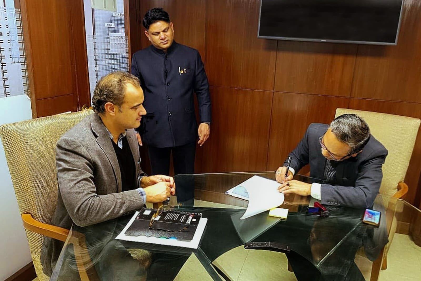 Manipur University and the Research and Information System for ...